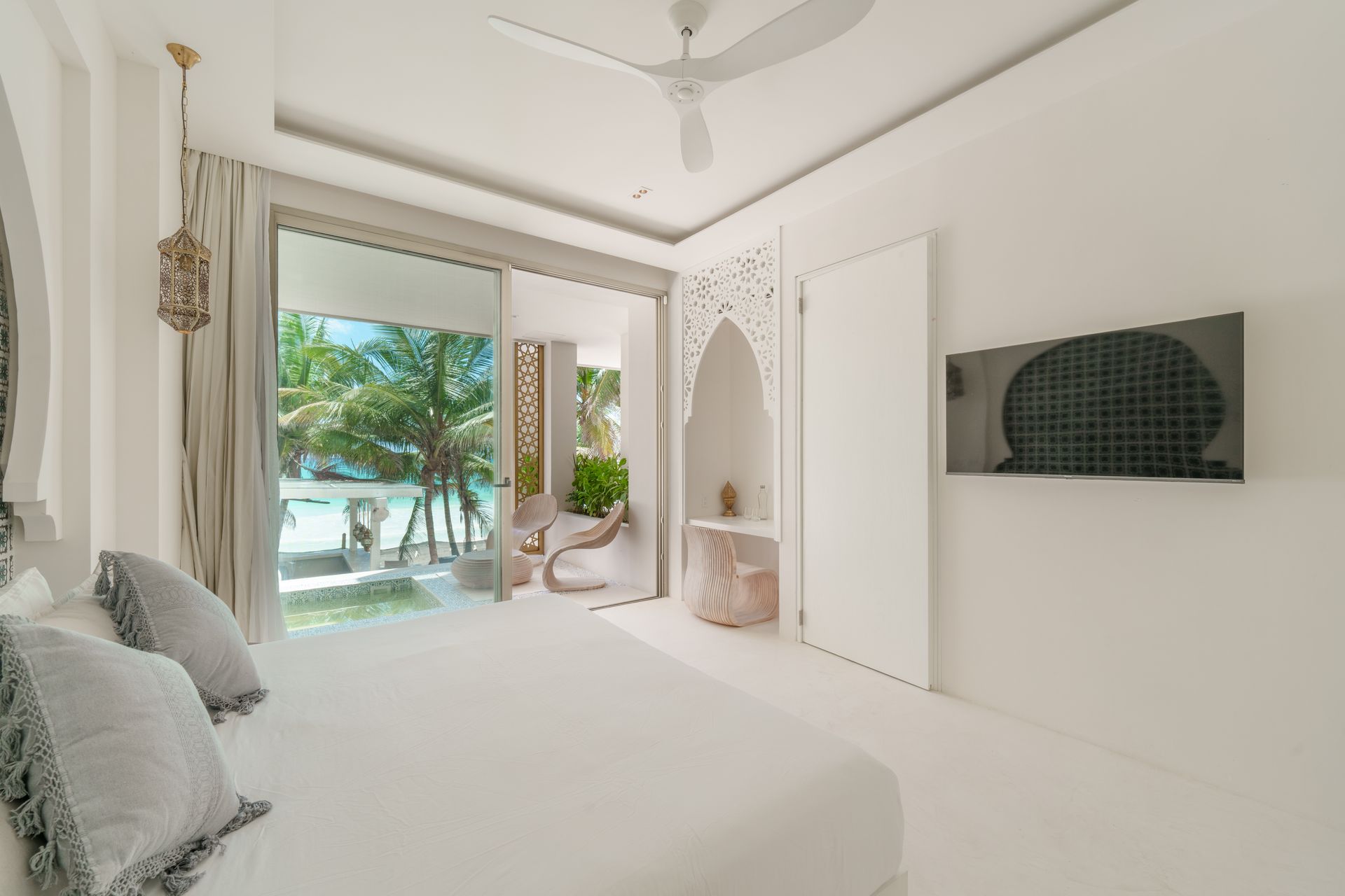 "Refugio de Lujo Marroquí en la Playa | Sana Tulum"