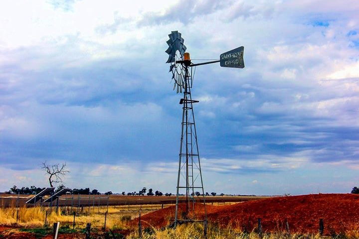 Southern Cross Windmills