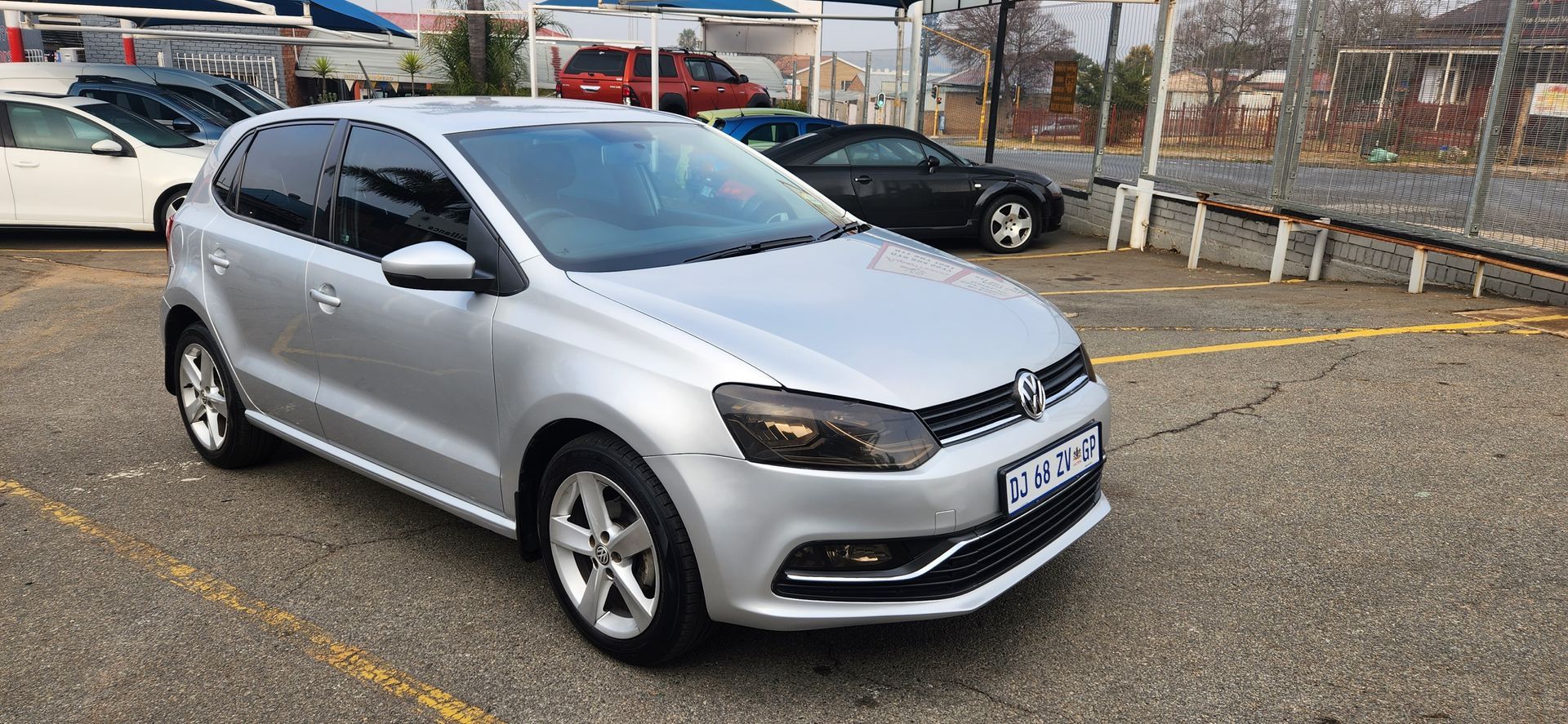JHB Super Motors | Showroom