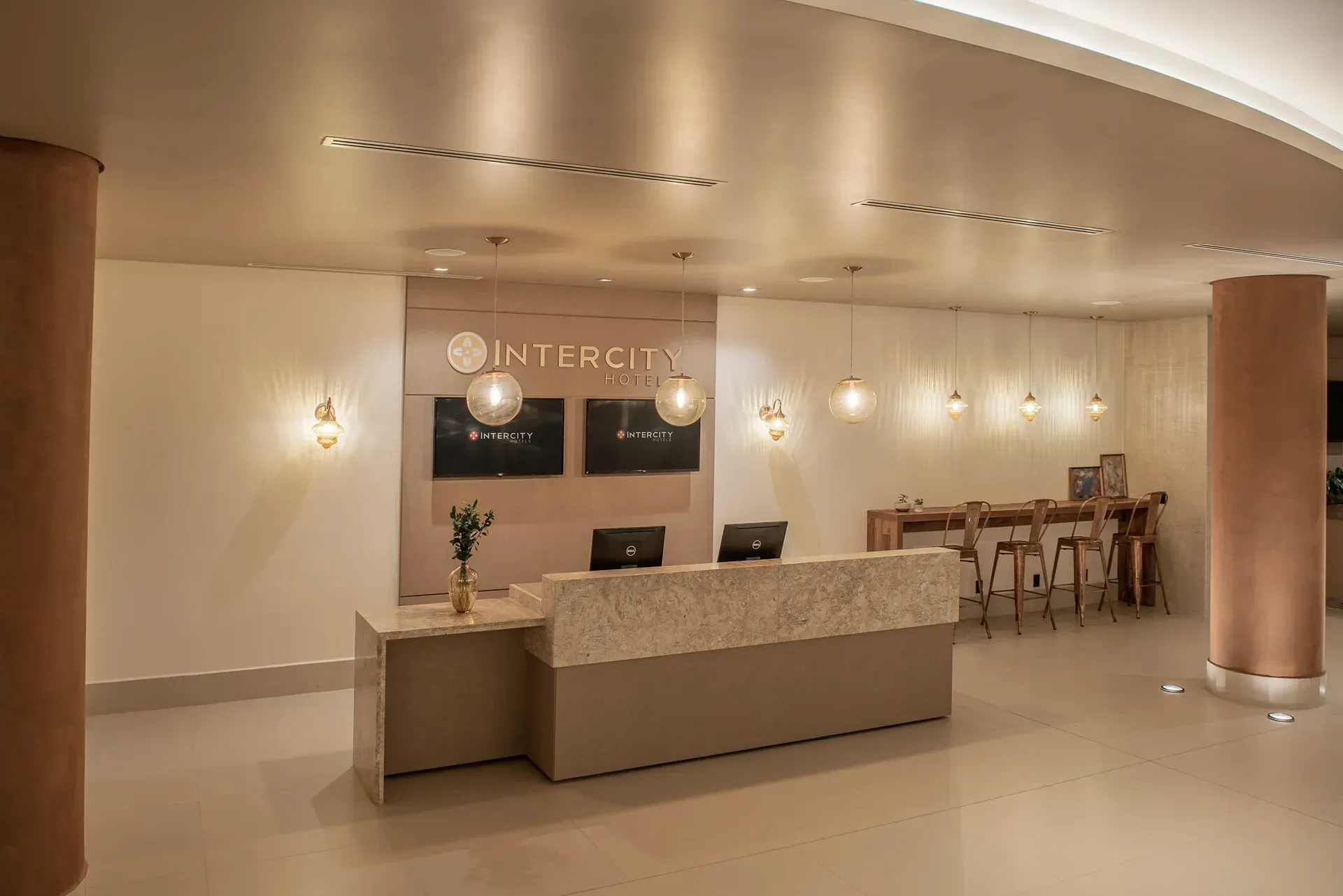 Intercity Hotéis com o menor preço garantido – Faça sua reserva online!