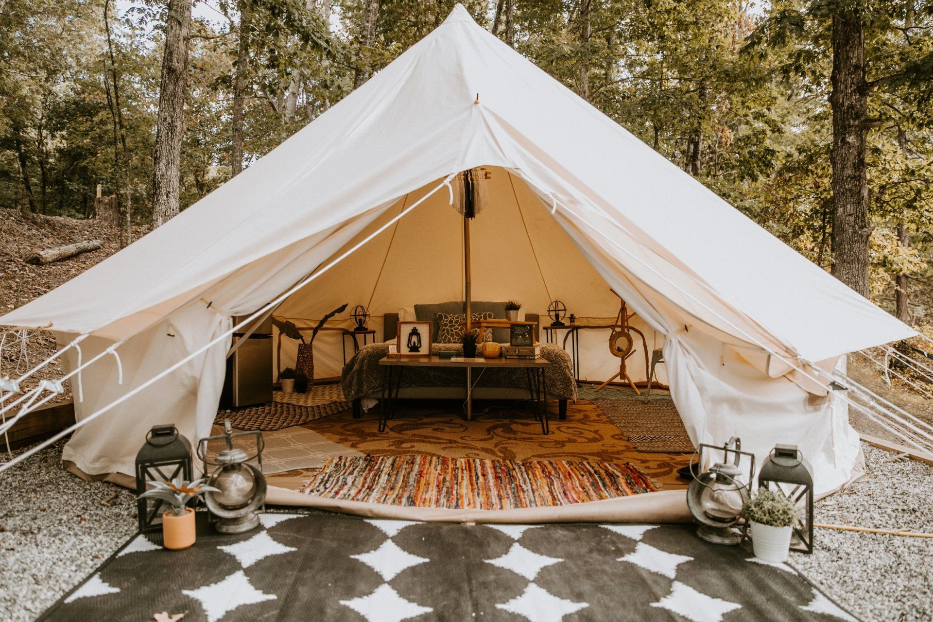 Timberline Glamping Company - A Luxury Glamping Experience
