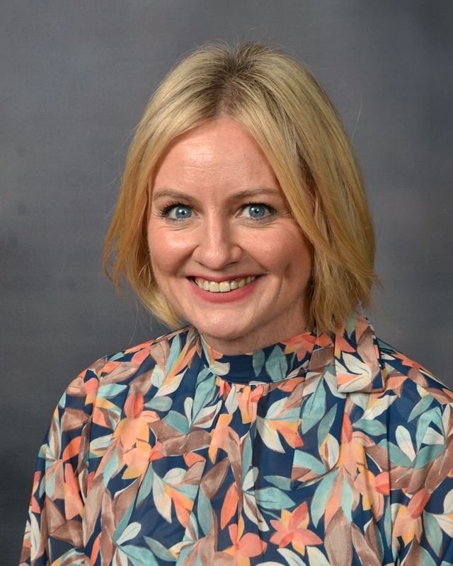 Andrea Scoggins's Instagram, Twitter & Facebook on IDCrawl