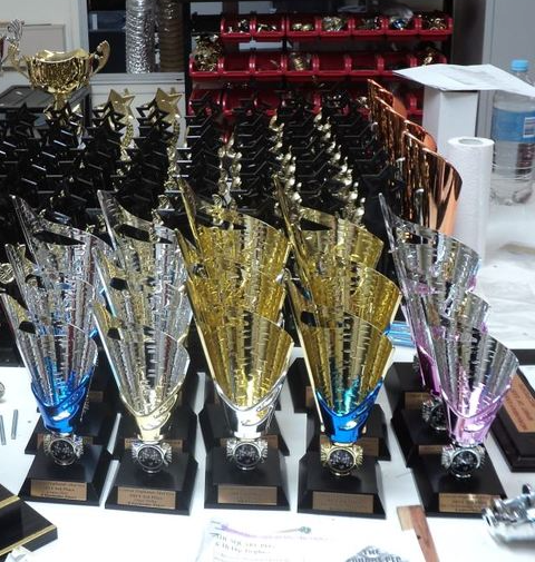 The Square Peg & Hi-Dip Trophies - The Square Peg | Moranbah | Fishing ...