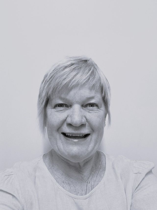 Tonia Kelly's Instagram, Twitter & Facebook on IDCrawl