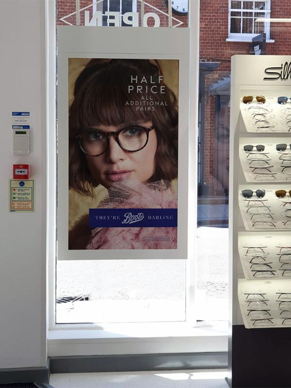 Double-Sided Window Displays 43-55 | Display Components | UK