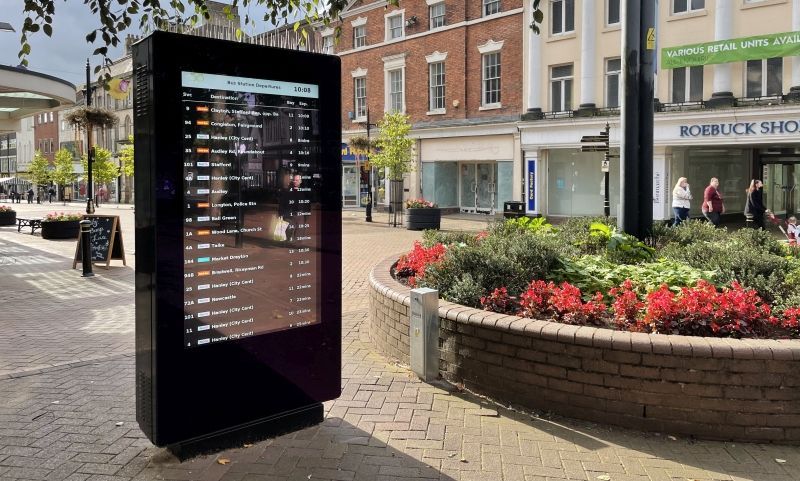 Freestanding Outdoor Digital Poster 43"-65" | Display Components