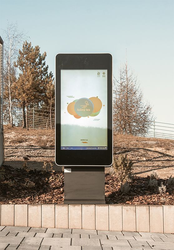 Wall-Mounted PCAP Outdoor Touch Screen 22"-86" | Digital Signage | UK