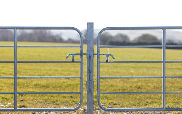 Yellow Cattle Gate Farm Gate Signs Ranch Gate Signs And Cattle Gate