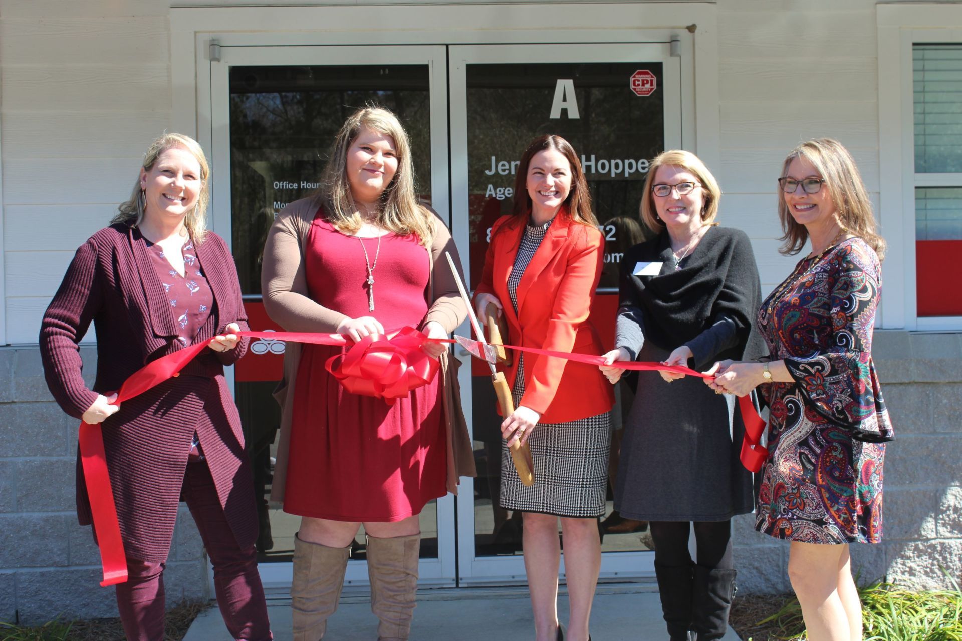 Jennifer Hoppe State Farm Celebrates Grand Opening in Knightsville