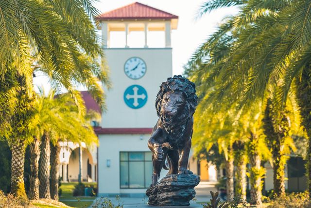 St Leo University Logo