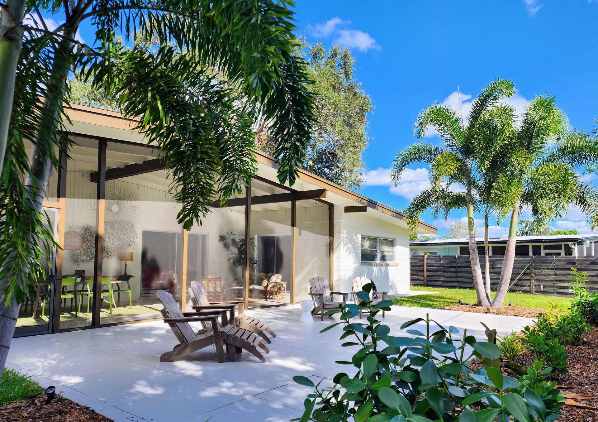 Welcome to Palm Sands SRQ | Rental homes in Sarasota