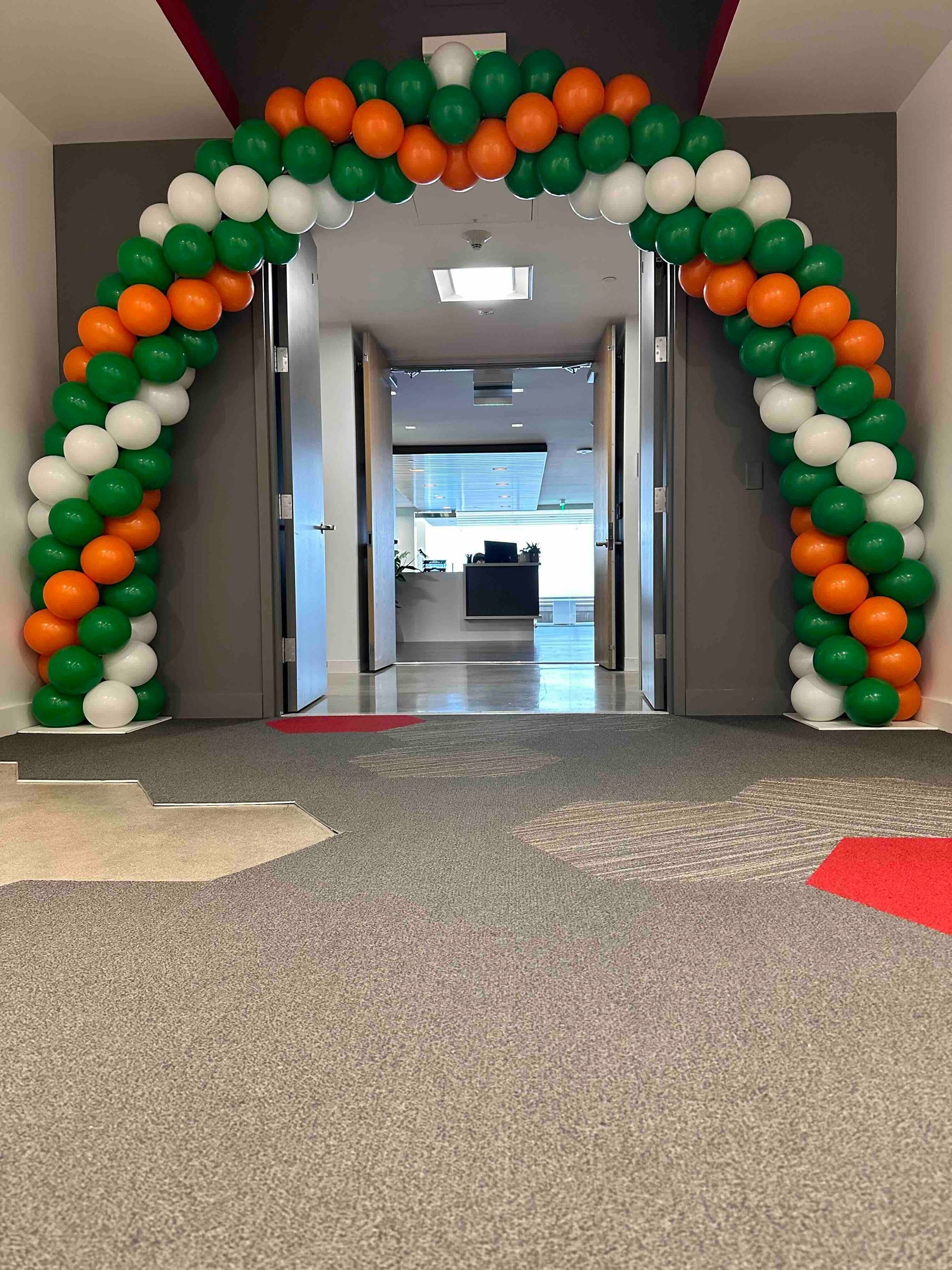 The Balloon Guy | Corporate & Business Event Decor