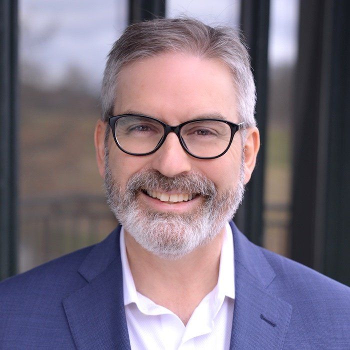 Expert Leadership Development Training Team | Crestcom Canada