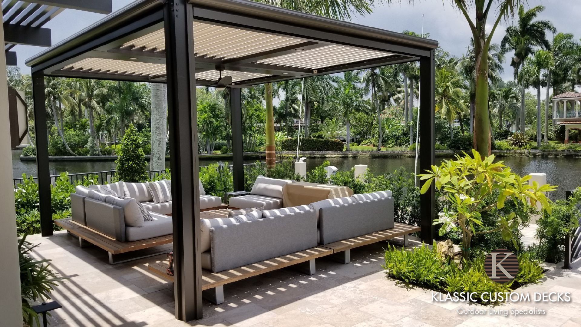 Struxure - Klassic Custom Decks