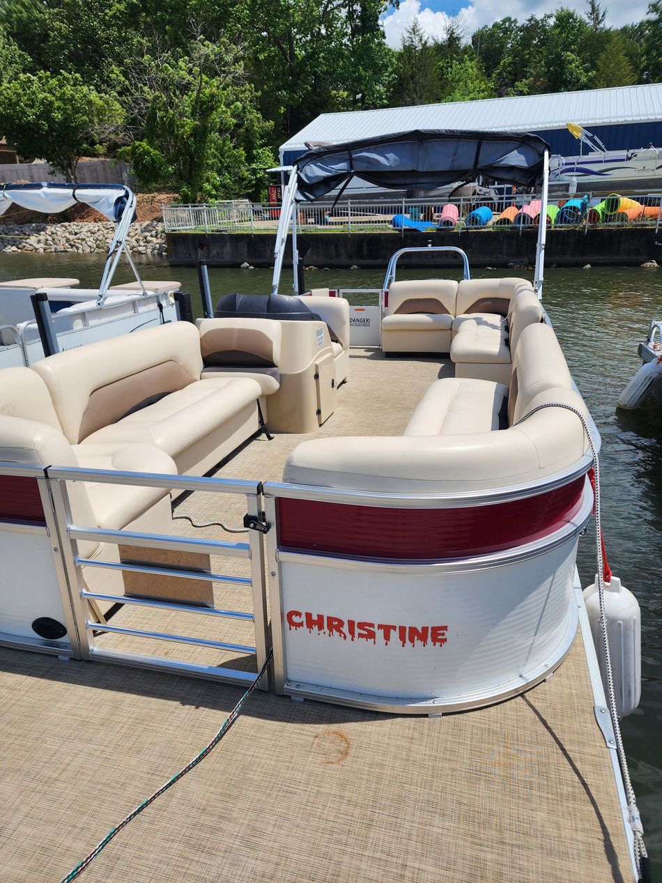 Dirty Duck Boat Rentals : Lake of the Ozarks