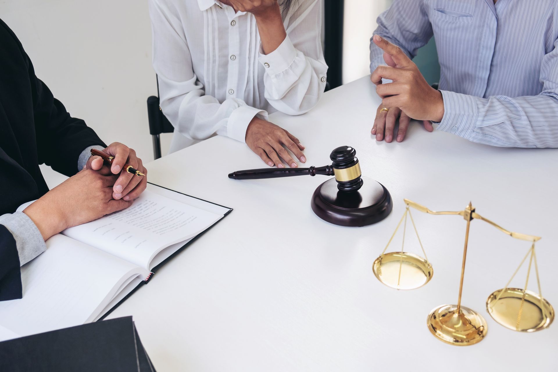 Ways A Criminal Defense Attorney Can Help You