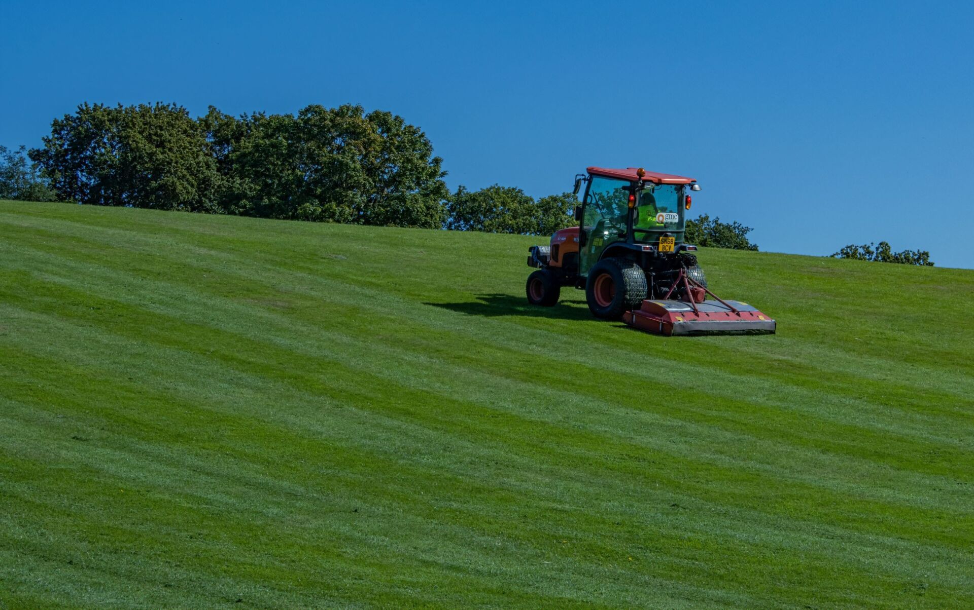 The Benefits of Hiring Professional Landscaping Services for Your ...