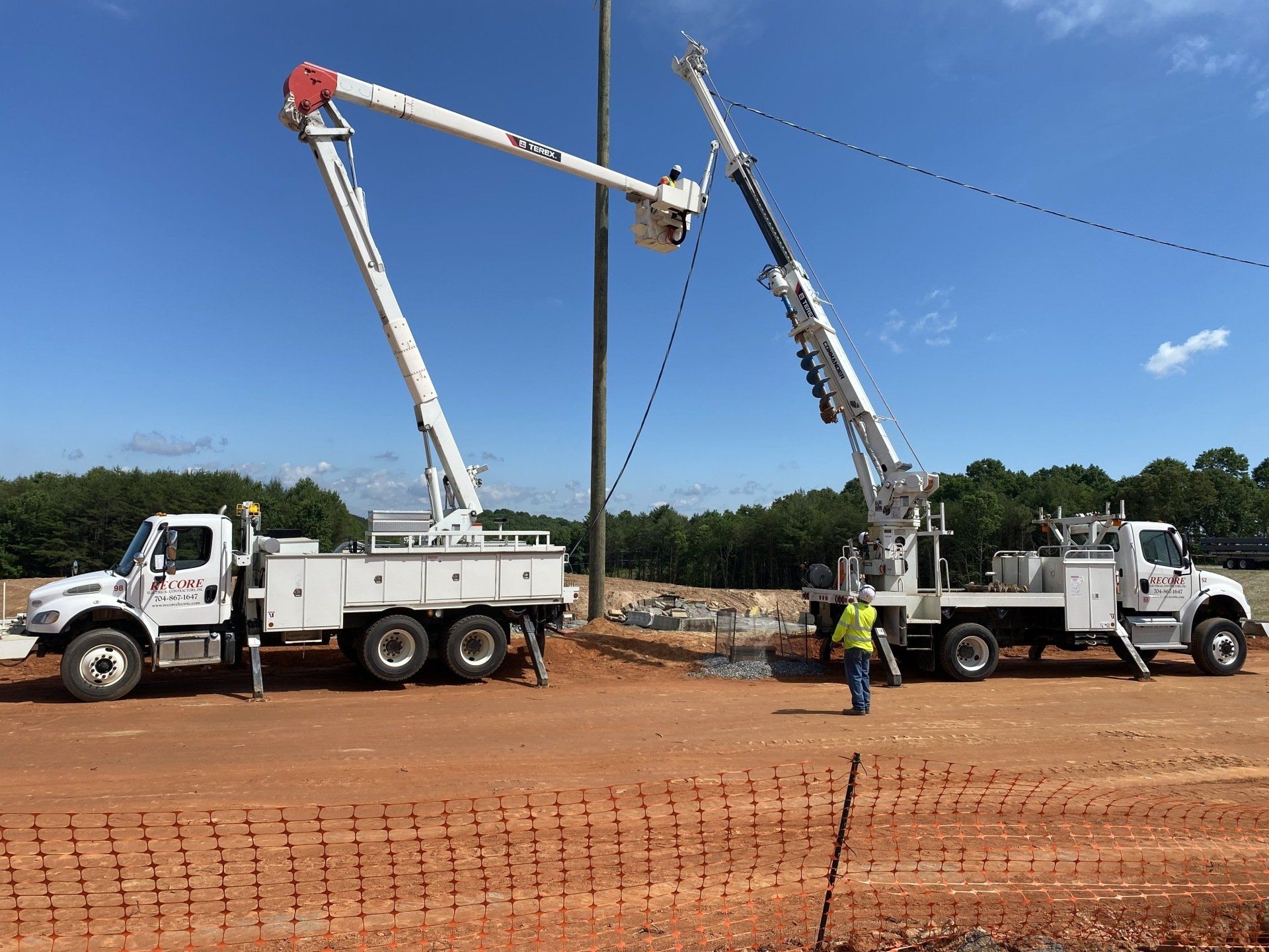 The Advantage of Full-Service Line and Pole Trucks for Electrical ...