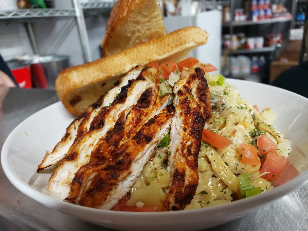 Bucky's Taphouse | Restaurant | Victoria, BC