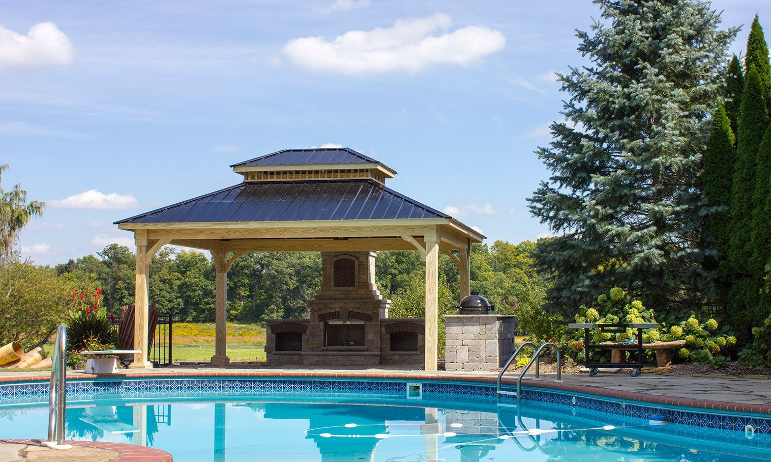 Outdoor Structure Cascade Wood Pavilion for Columbus Ohio