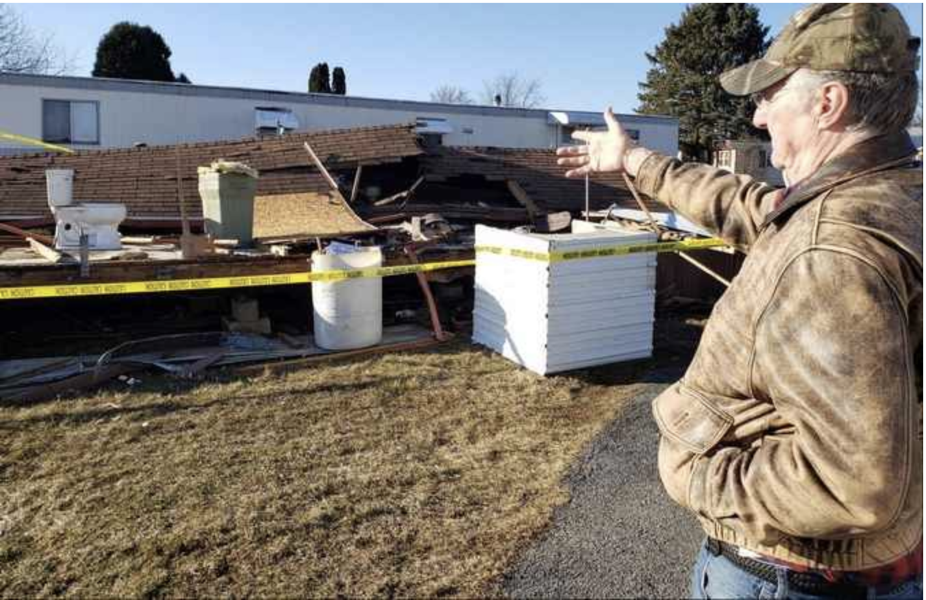 3 injured after roof of mobile home collapses in Maxatawny Township