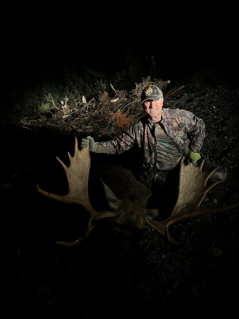 Nakina, Ontario Canada Moose Hunt, Canada Moose Hunting, Guide