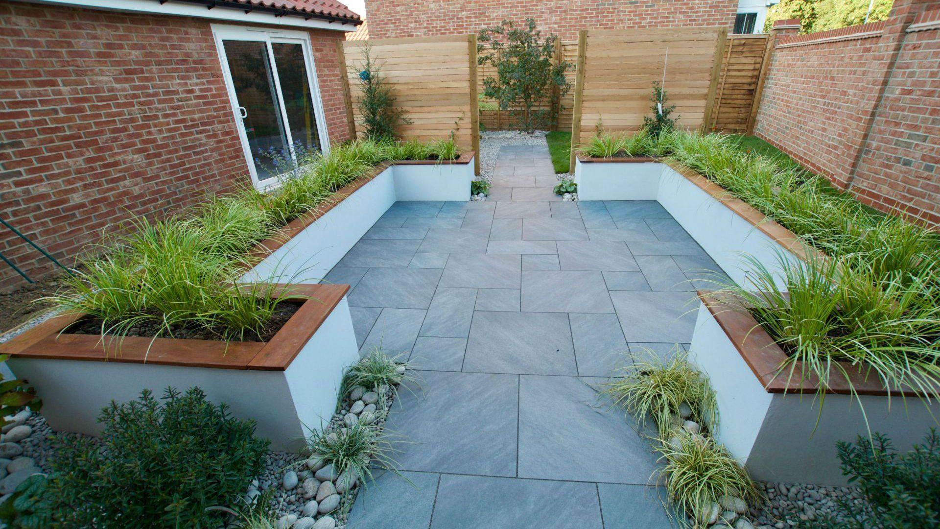 Colin Ridgewell & Sons Landscapes | Water Features & Ponds