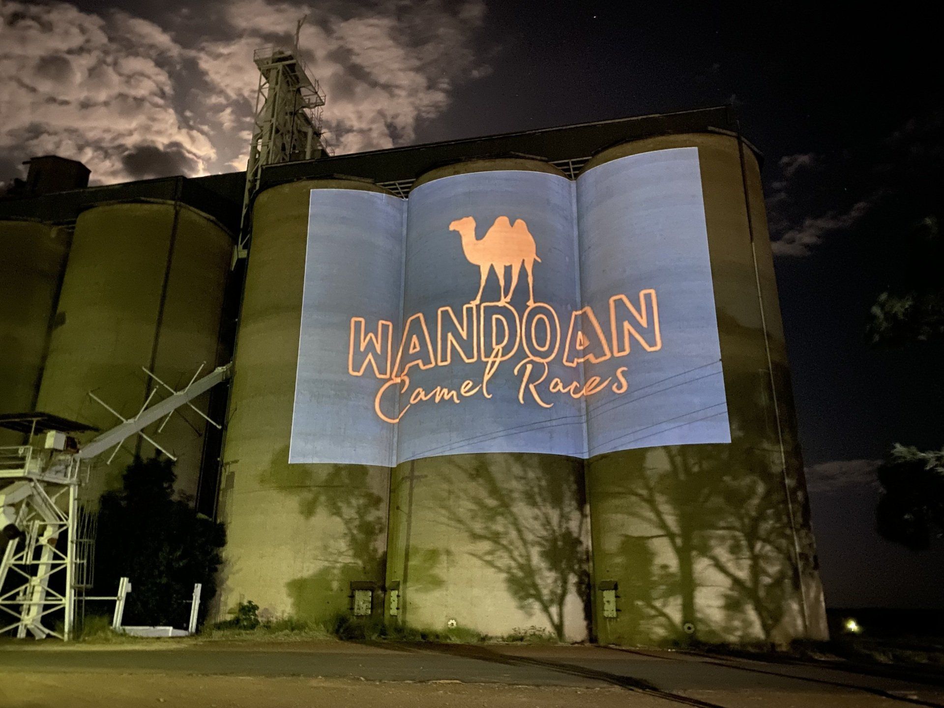Wandoan Silo Light Show