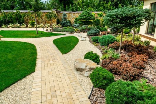 Burbank Landscaping - Landscape Installation & Lawn Care