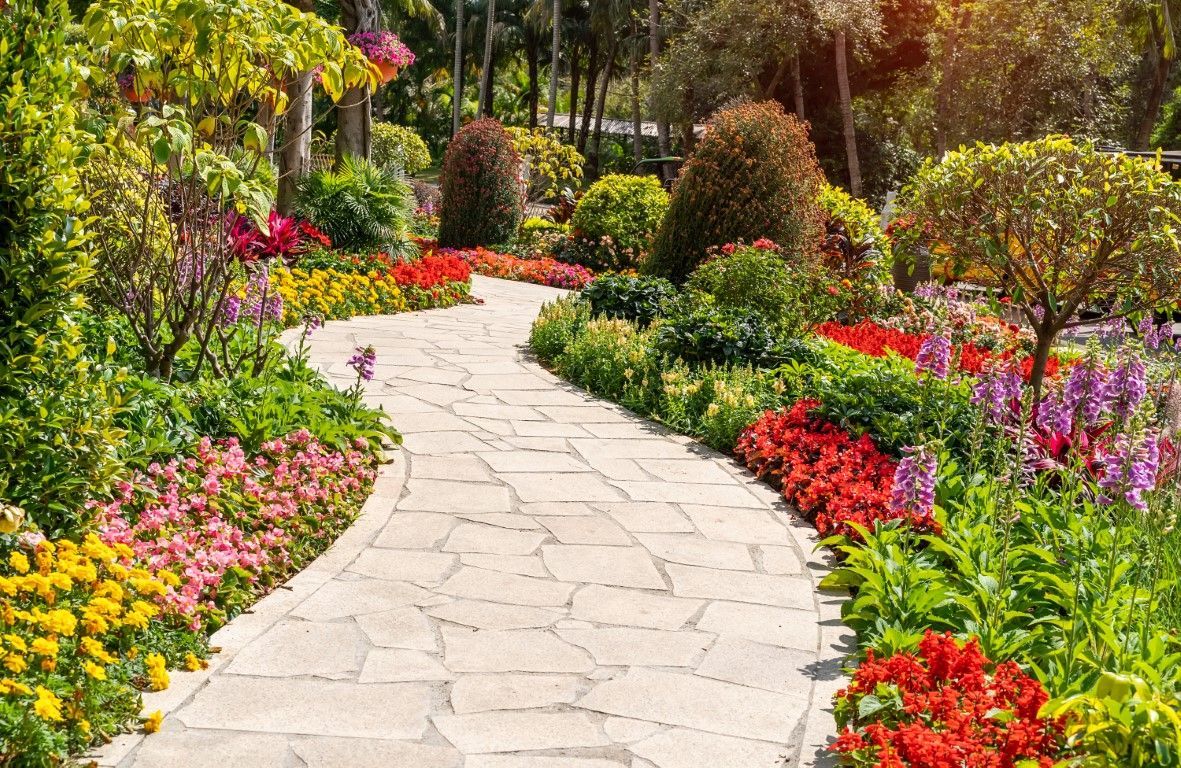 Burbank Landscaping - Landscape Installation Tree Care