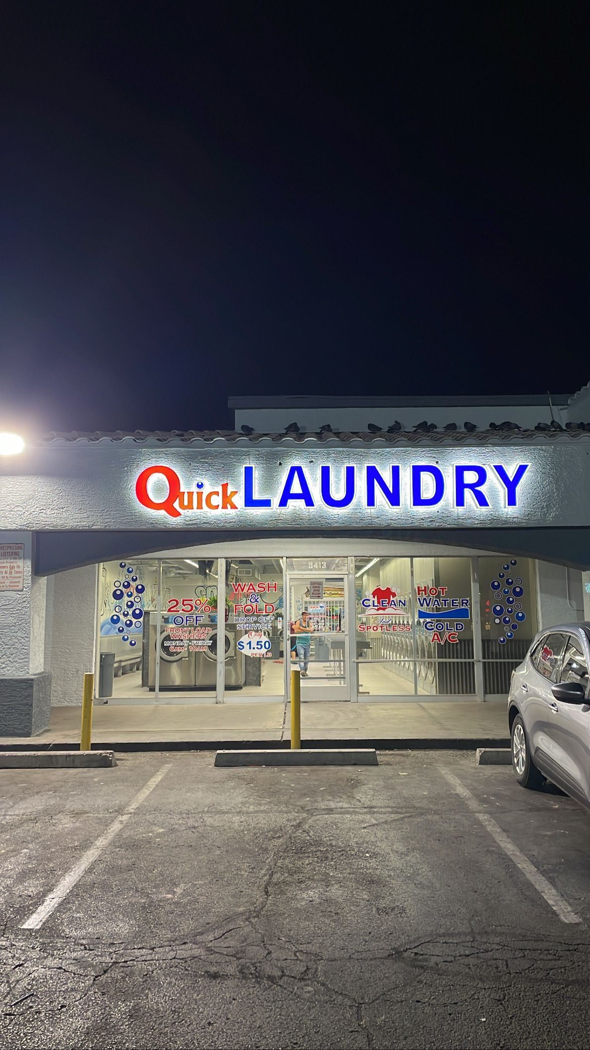 Clean Self-Service Laundromat Near You | Phoenix, AZ