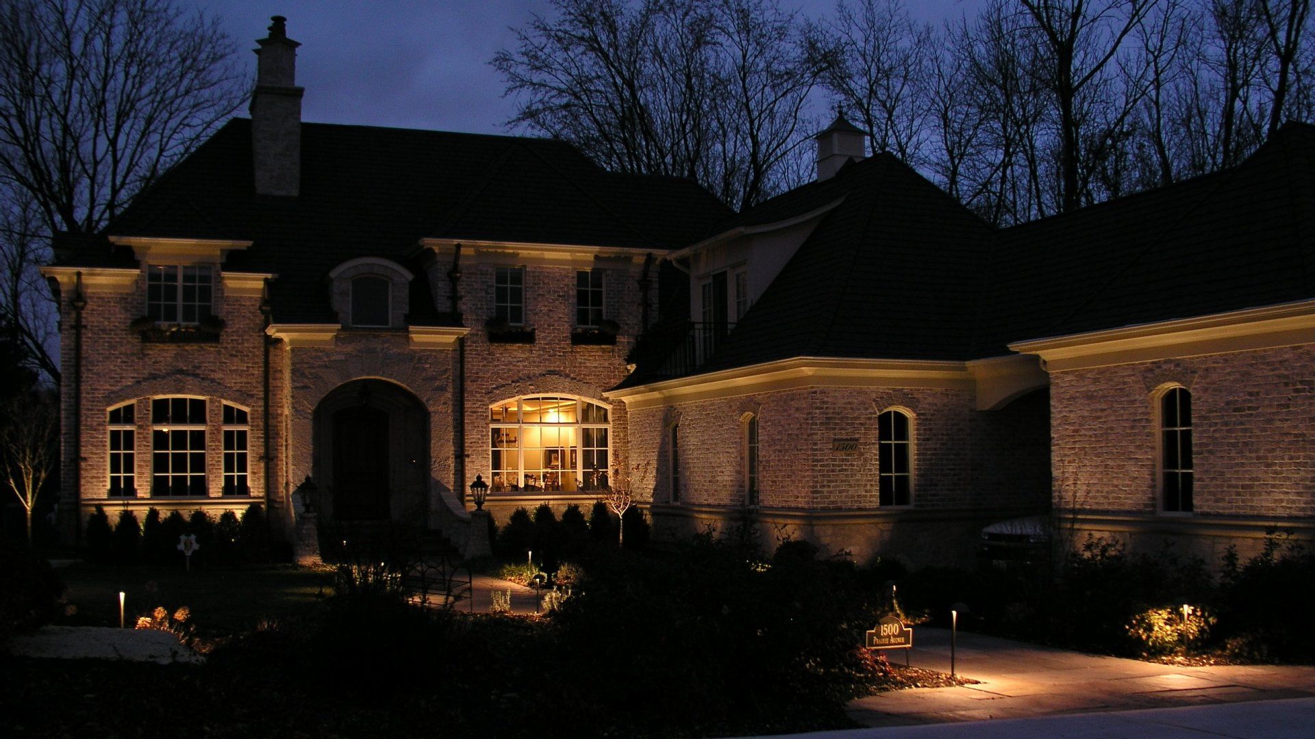 Artistic Outdoor Lighting | Chicagoland Landscape Lighting Company ...