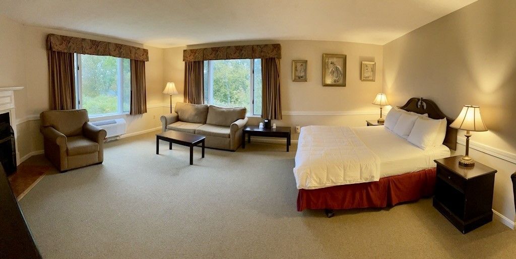 Rooms | Lucerne Inn Bangor, ME