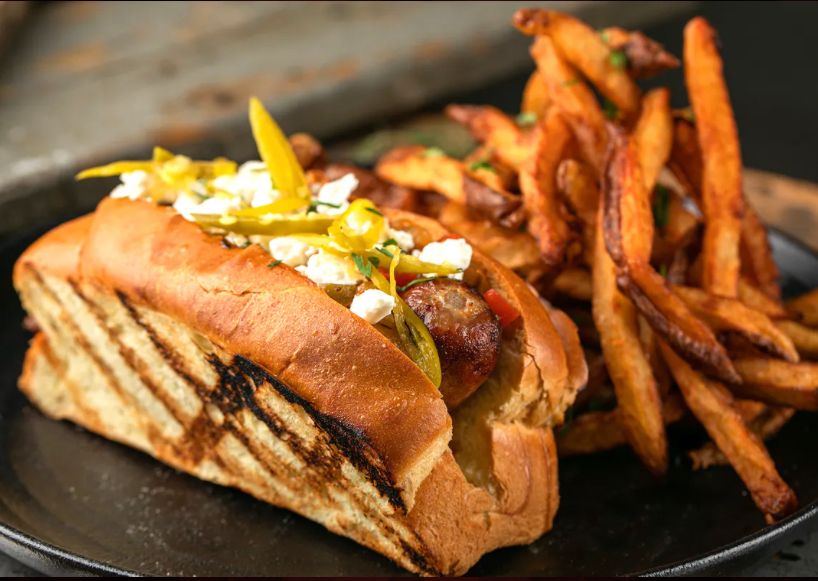 Headquarters Beercade: River North Sports Bar & Arcade Bar