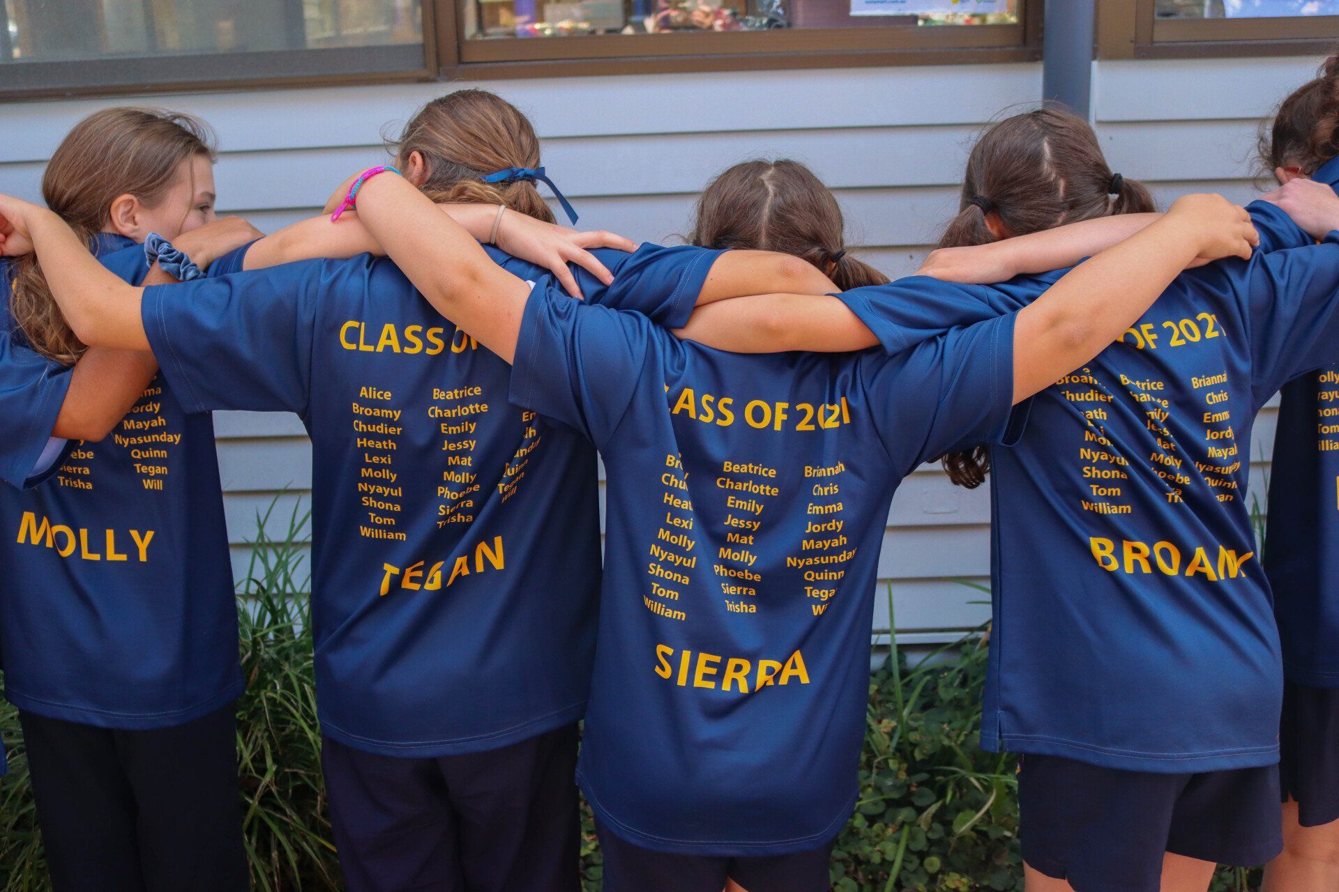 Year 6: Graduation Tops