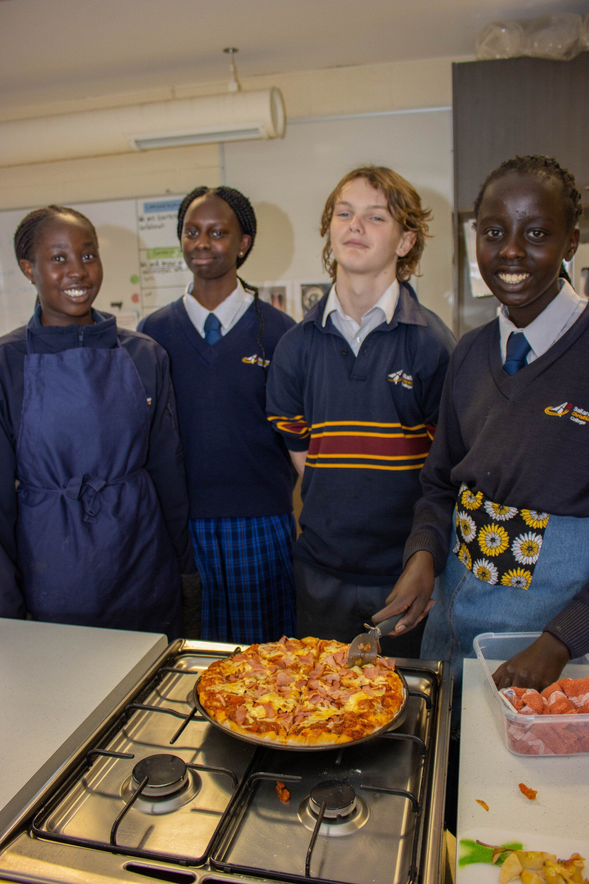 Year 9/10 Food Tech: Making Pizza