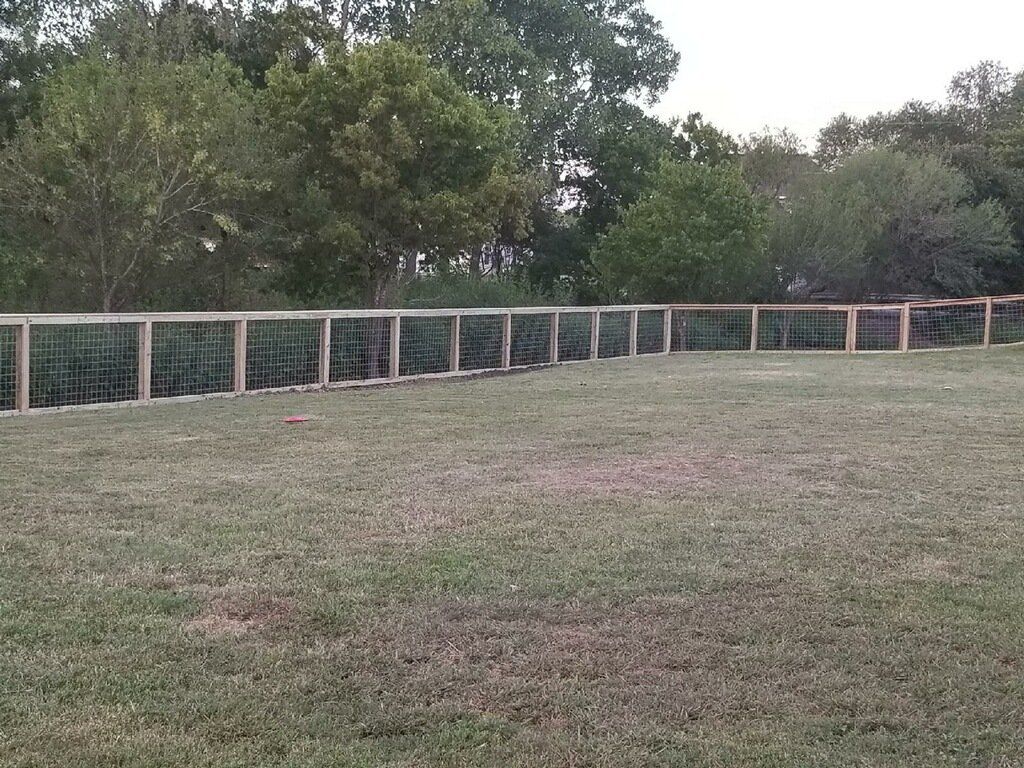 Bull Panel Fencing in Central Texas | Pflugerville Pfence