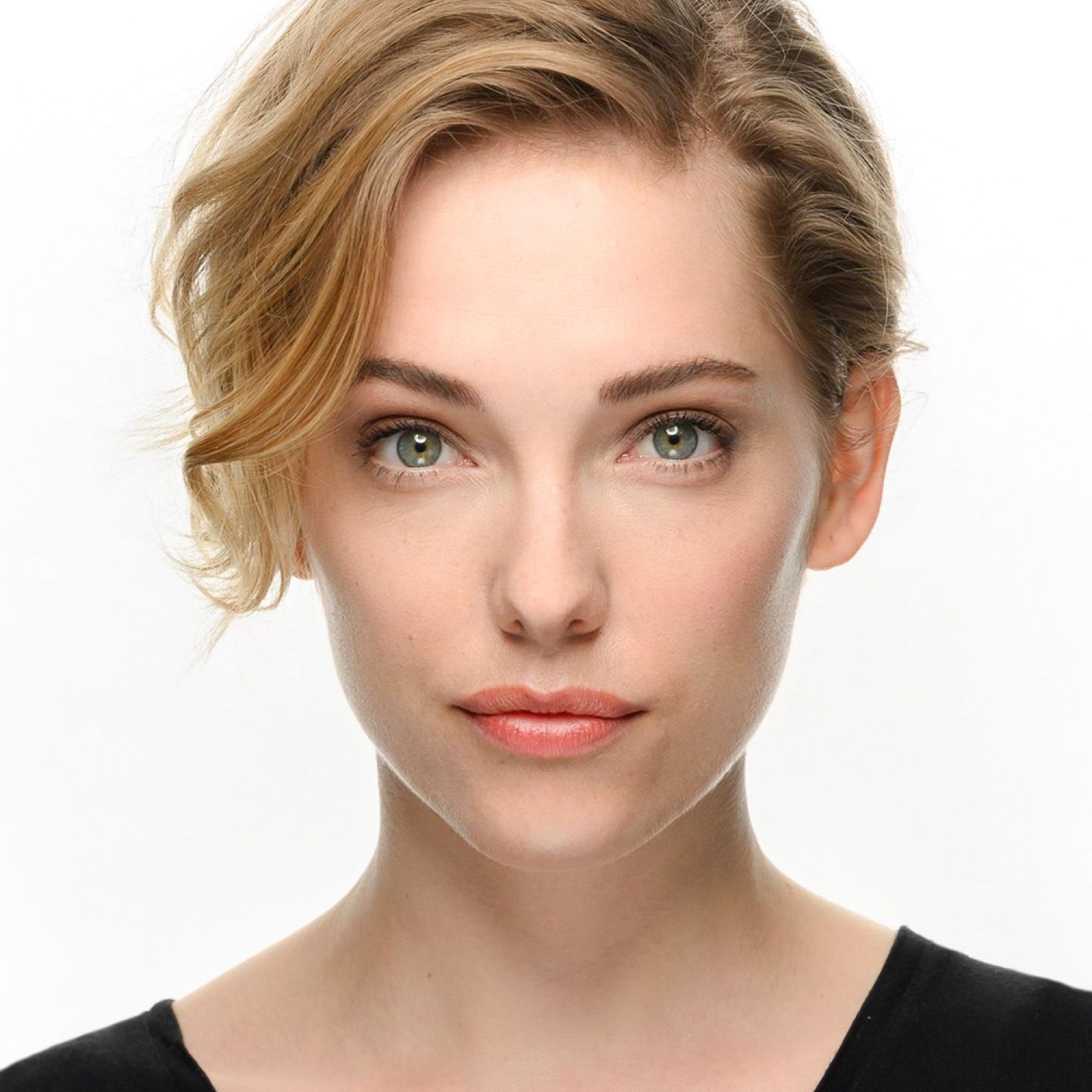 July Janssen - Acting Project Archive with Diverse Films and Videos