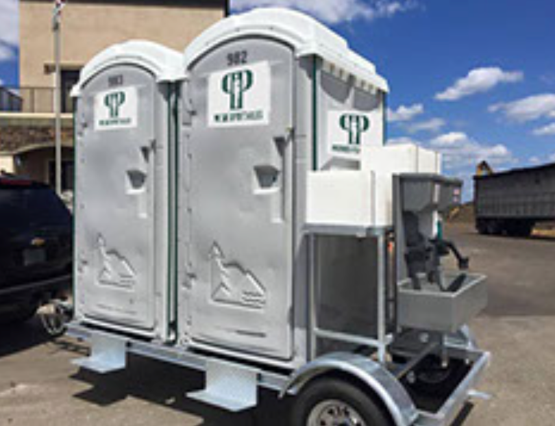 PREMIER PORTABLES FLORIDA | PORTA-POTTYS - DELUXE PORTABLE RESTROOM