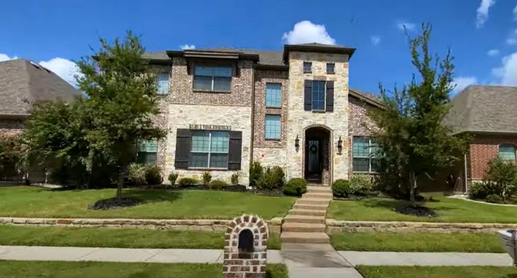 Living in Sachse Texas| FULL Tour of SACHSE TEXAS | Dallas Texas Suburb