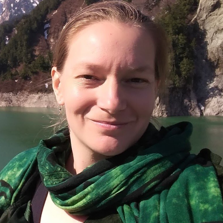 Michelle Miles's Instagram, Twitter & Facebook on IDCrawl