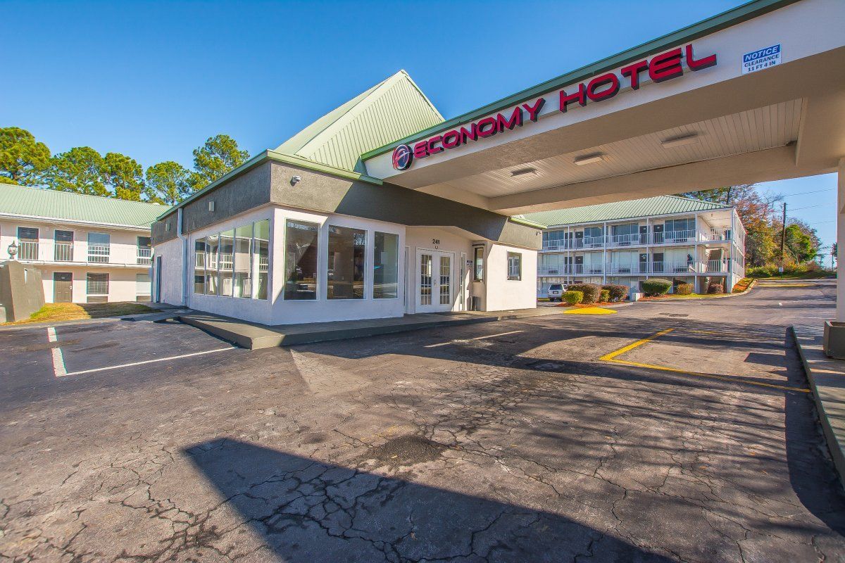 Economy Hotel: Affordable. Convenient. Friendly