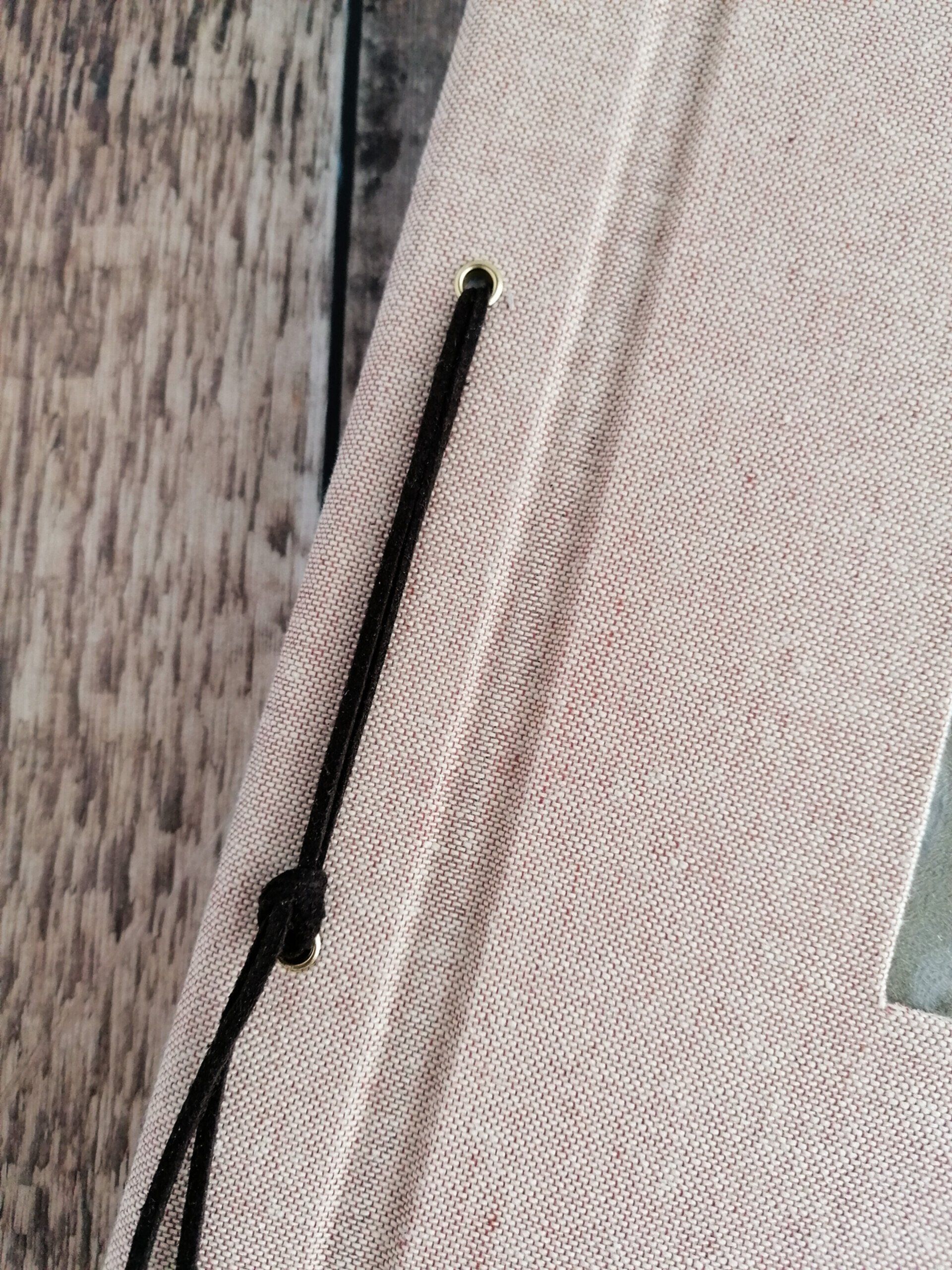 Custom hand bound books with vintage style & sustainability.