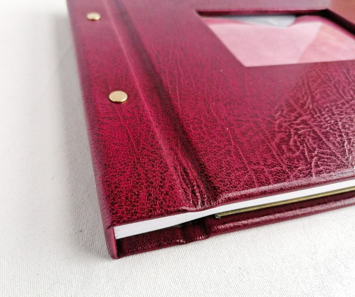 Custom hand bound books with vintage style & sustainability.