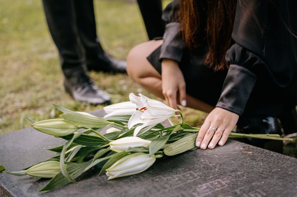 Navigating Grief with the Support of Funeral Homes
