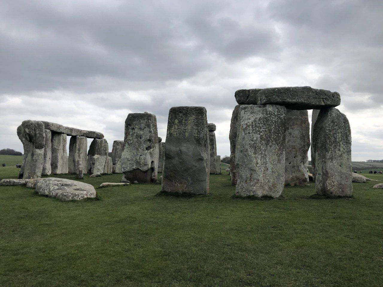 Tours to Stonehenge from London by professional tour guides