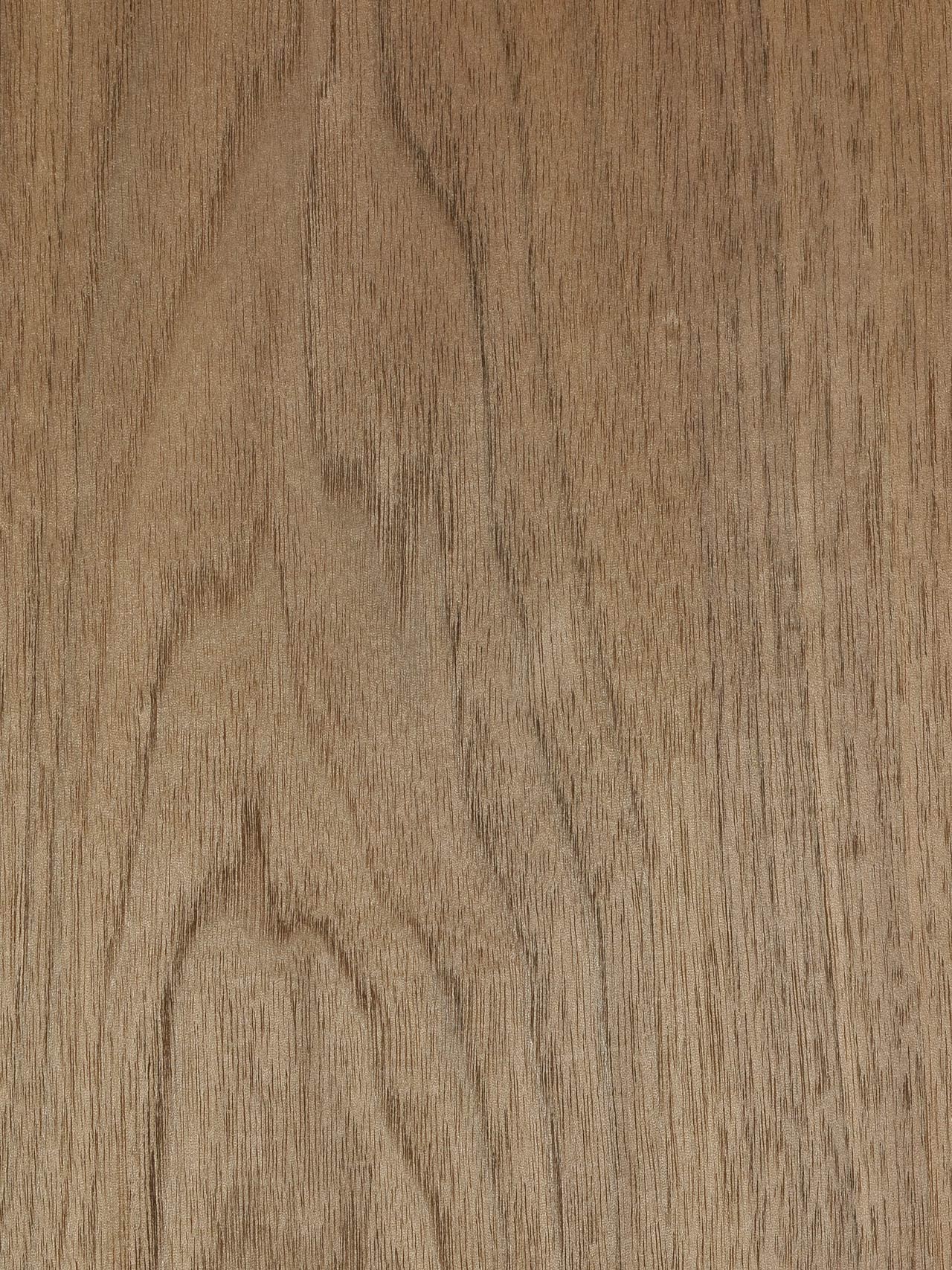 Walnut Veneered Panels: Plywood & MDF