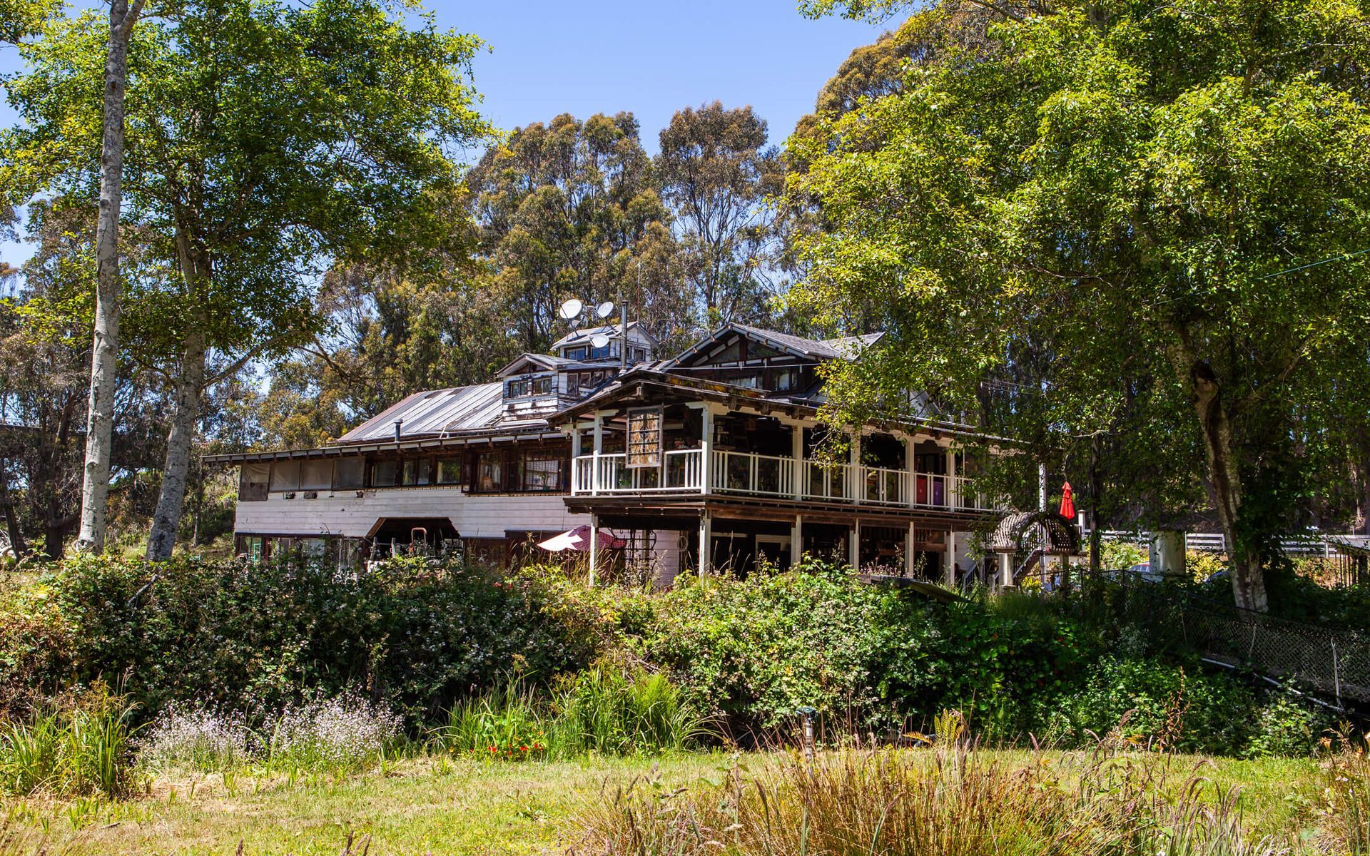 Freshwater Creek & Carriage Barn Lodging Photos Fort Bragg, CA | Howard ...