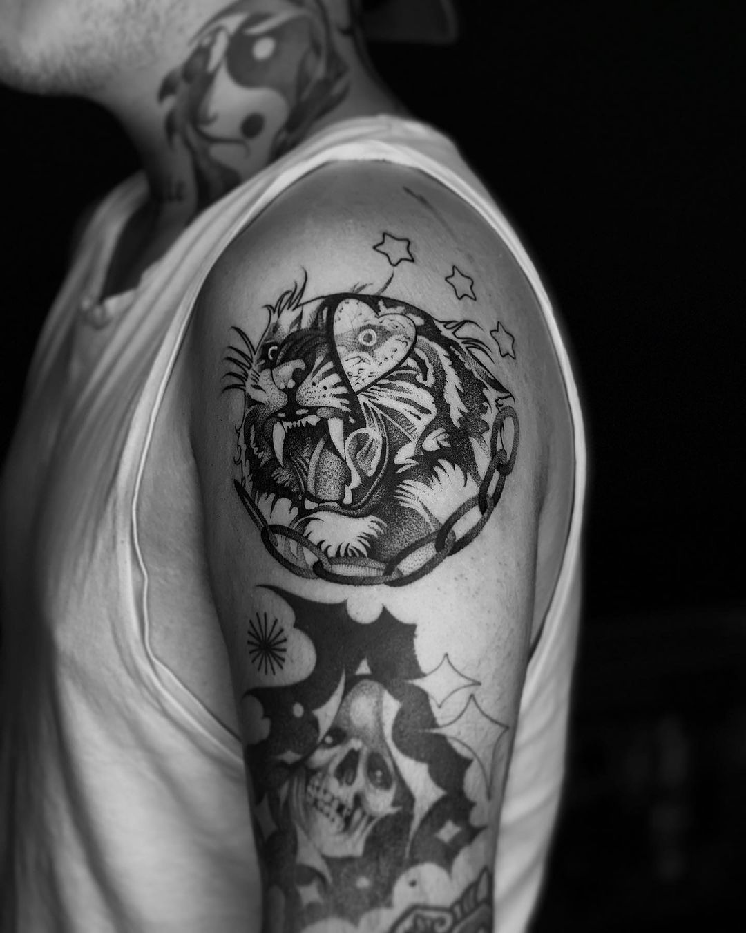 Estudio de tatuajes y piercings en Tijuana - NO BORDERS TATTOO