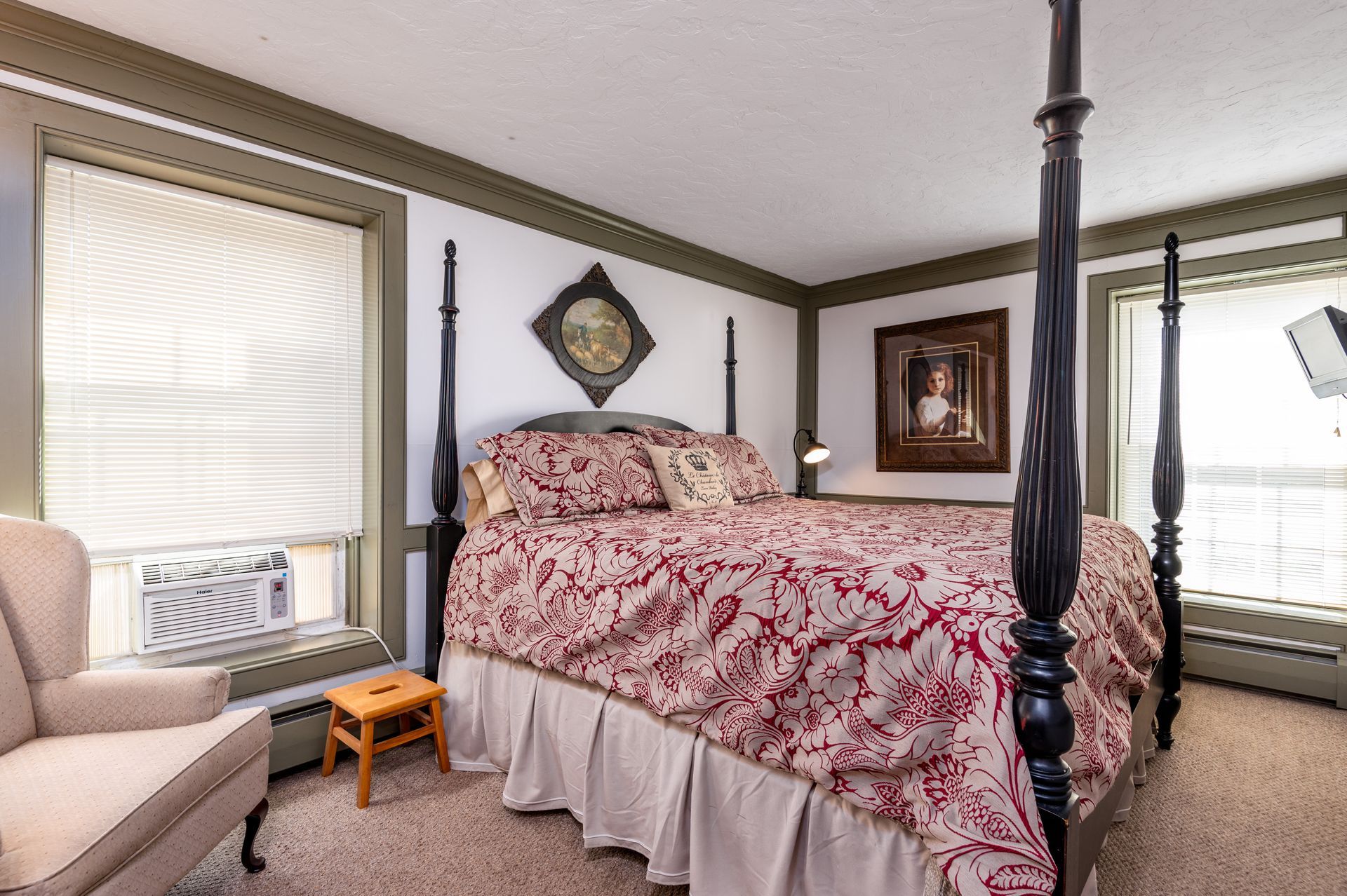 Full Inn Rentals at Canna Country Inn